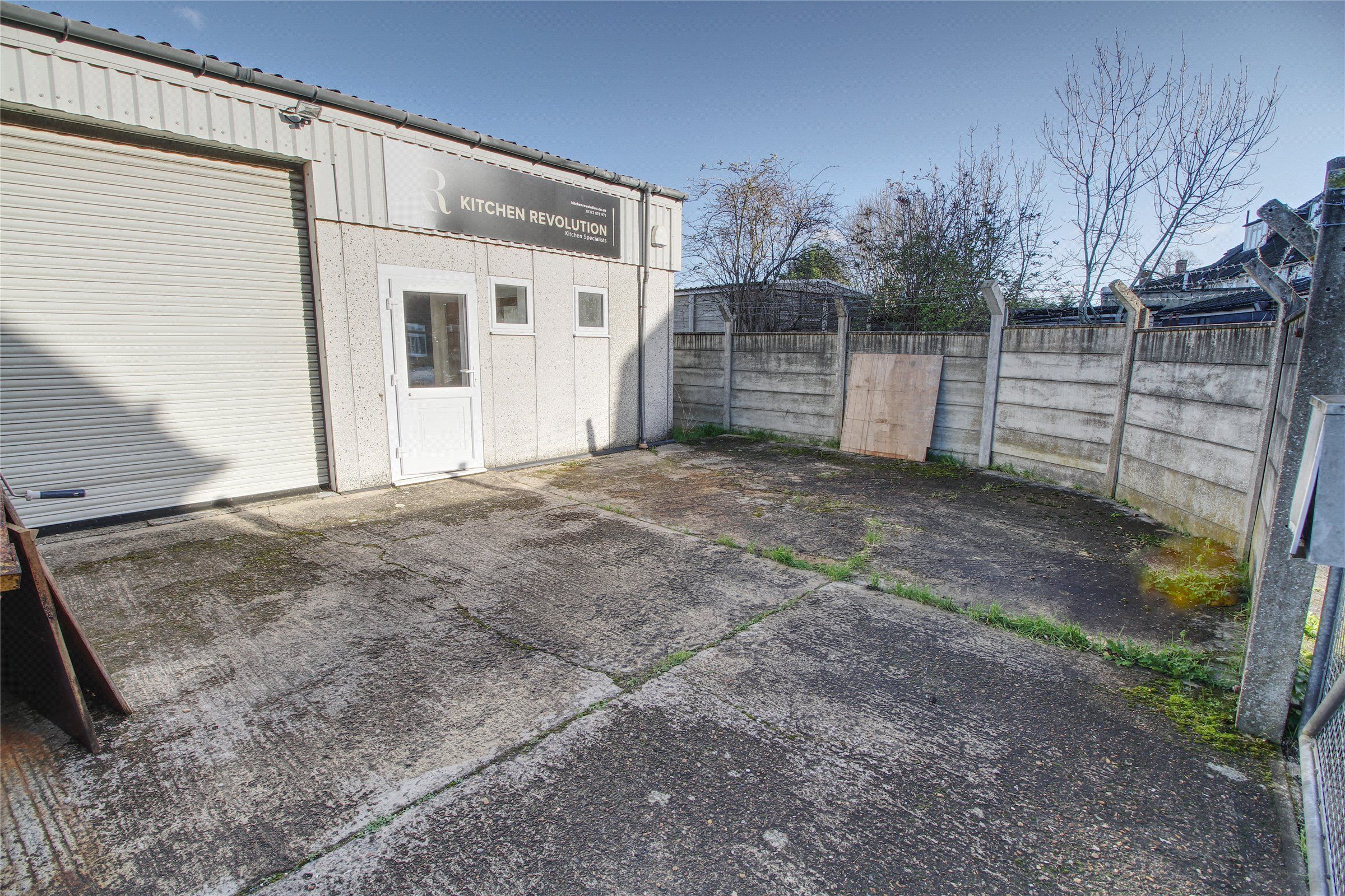 Office to let in Cobham Road, Fetcham, Leatherhead, Surrey KT22 - Zoopla