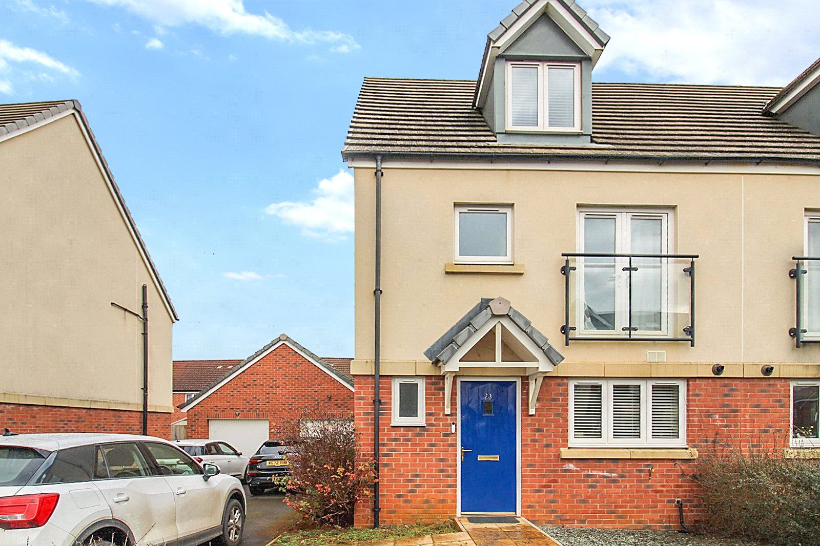 4 Bed Semi Detached House For Sale In Homington Avenue Coate Swindon