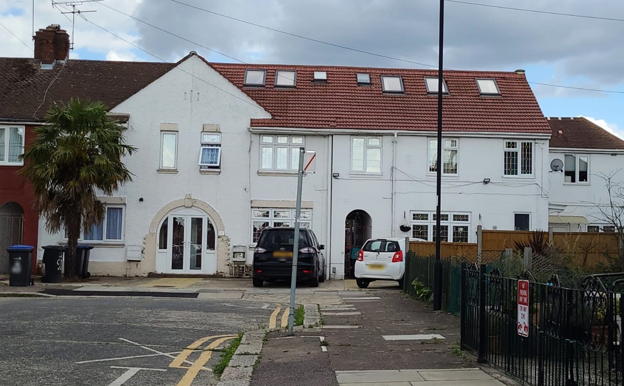 Room to rent in Lansbury Avenue, Edmonton, London N18 - Zoopla