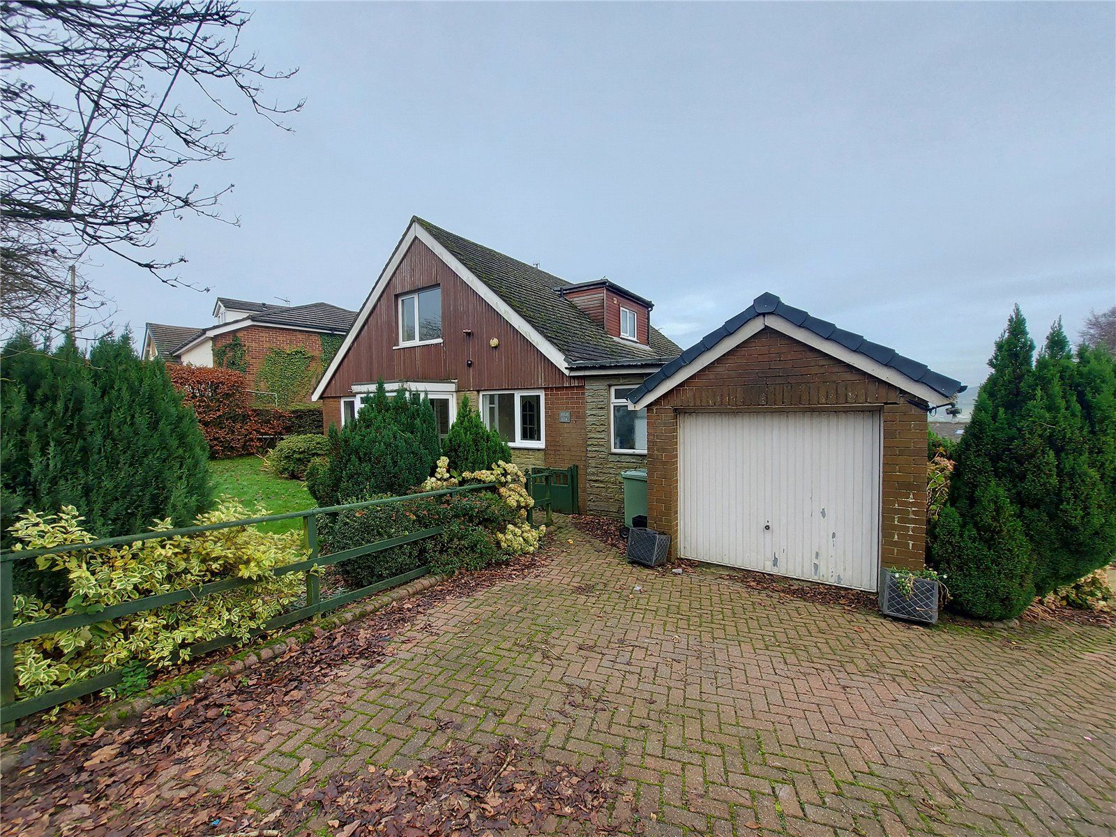 3 bed detached house for sale in Hill Top, Foulridge, Colne BB8 - Zoopla