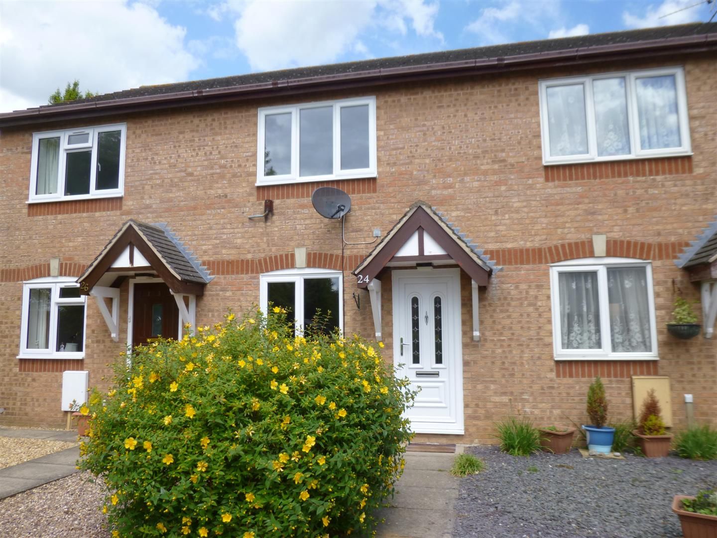 2 bed terraced house to rent in Byron Way, Stamford, Lincs PE9 - Zoopla