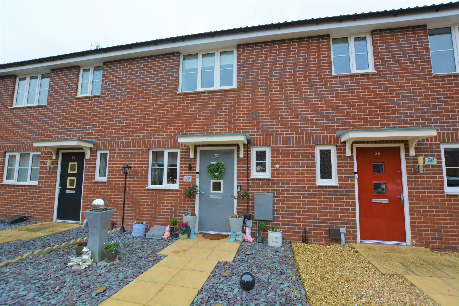 2 Bed Terraced House For Sale In Acorn Way Hardwicke Gloucester