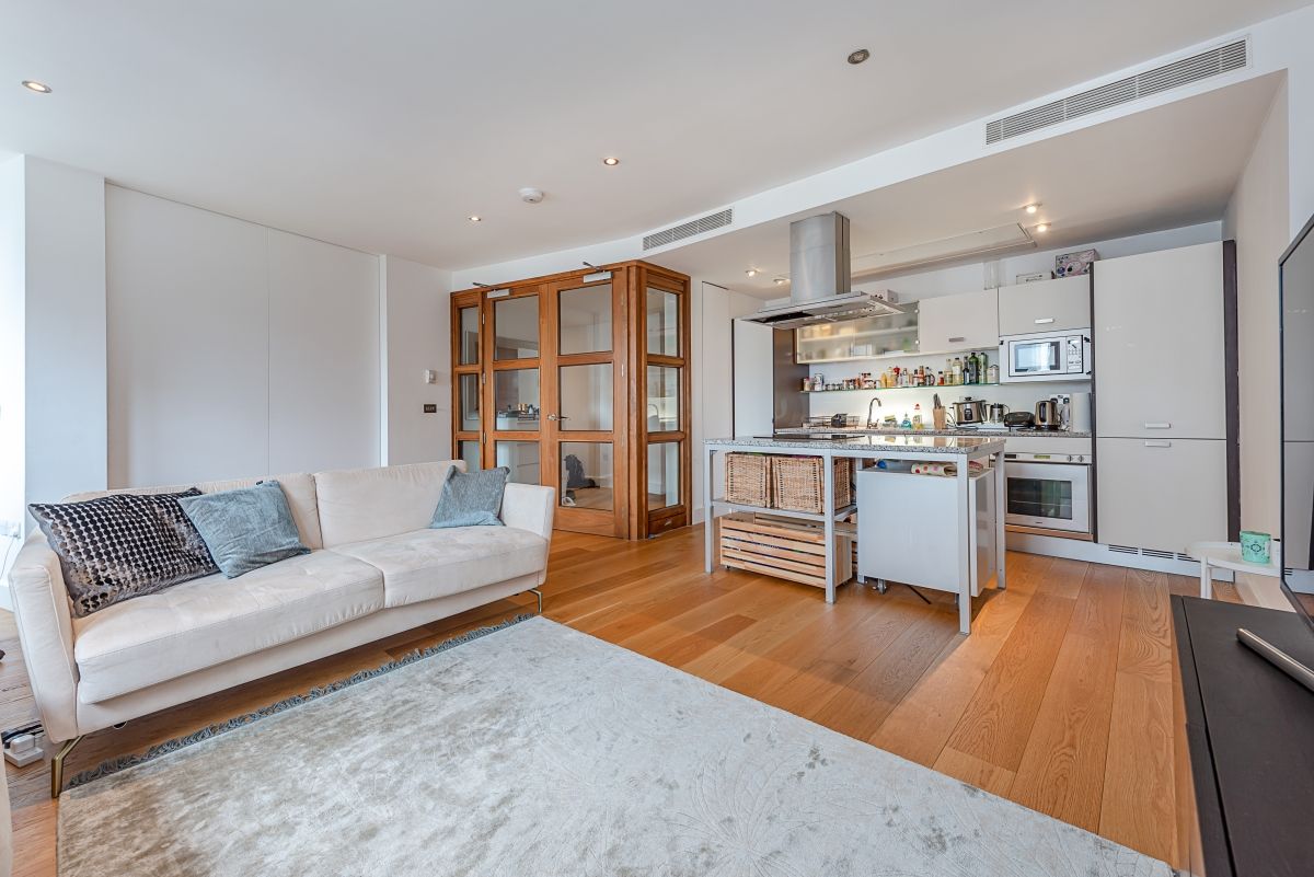 3 bed flat to rent in Praed Street, London W2 - Zoopla