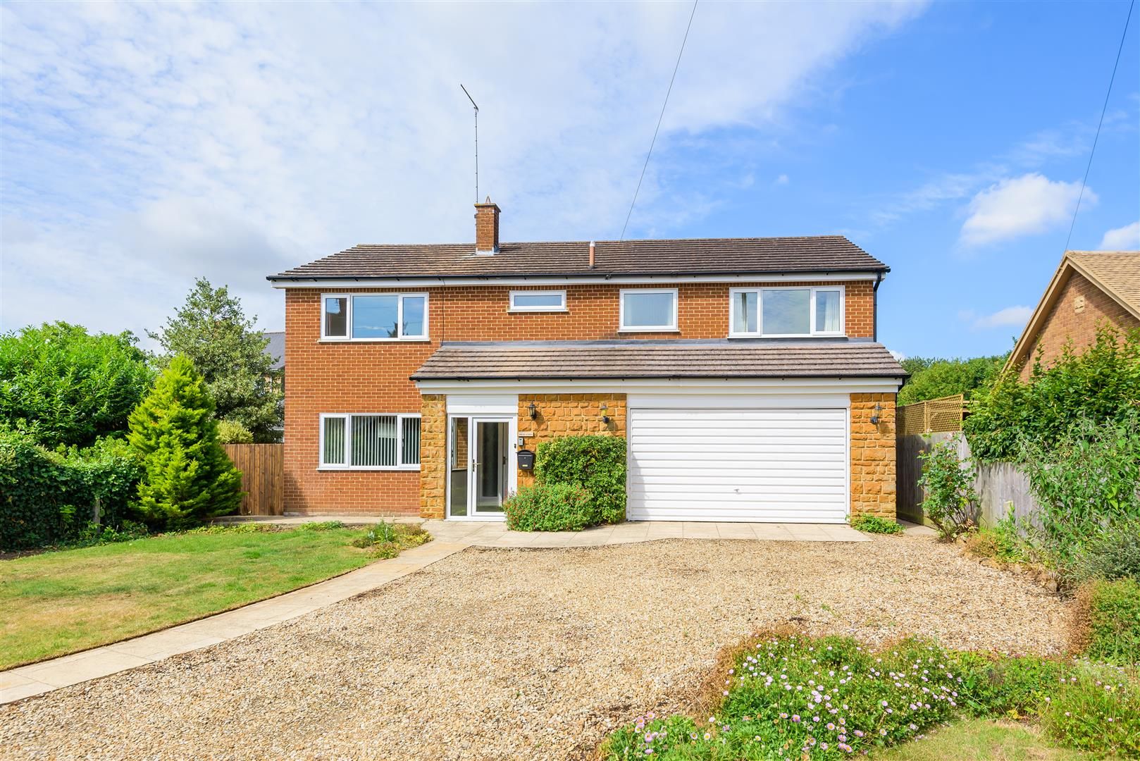4 bed property for sale in Mounts Lane, Newnham, Daventry NN11 - Zoopla