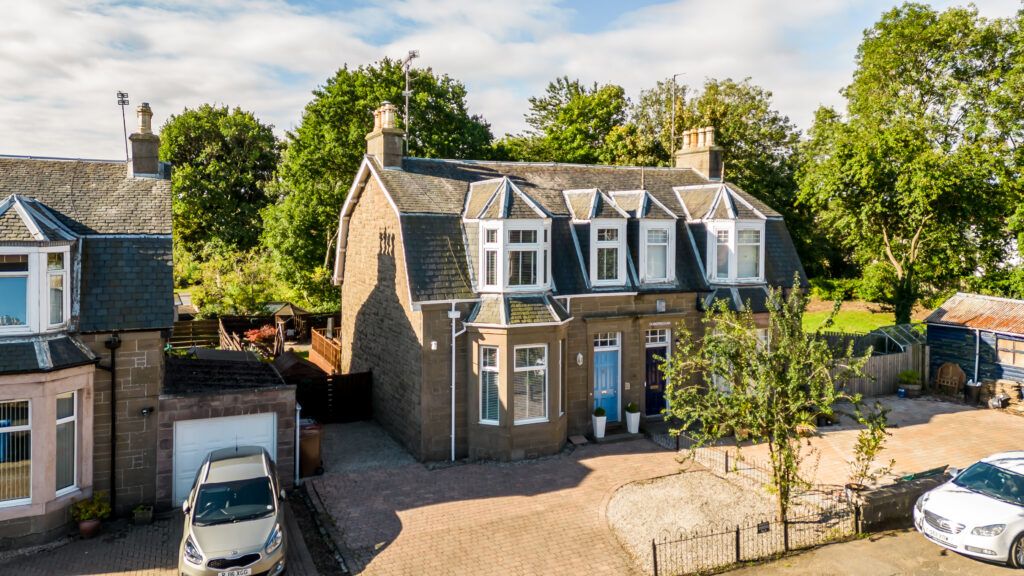 3 Bed Semi Detached House For Sale In Sunnybrae Terrace Dundee Dd3