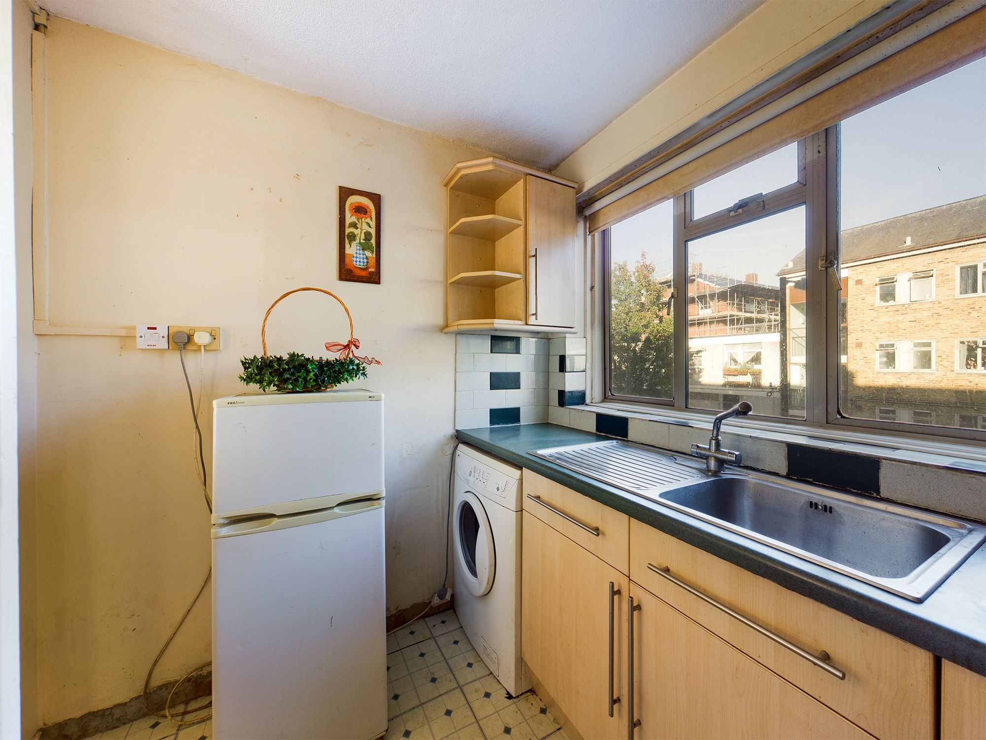 3 bed flat for sale in Cooks Road, London SE17 - Zoopla