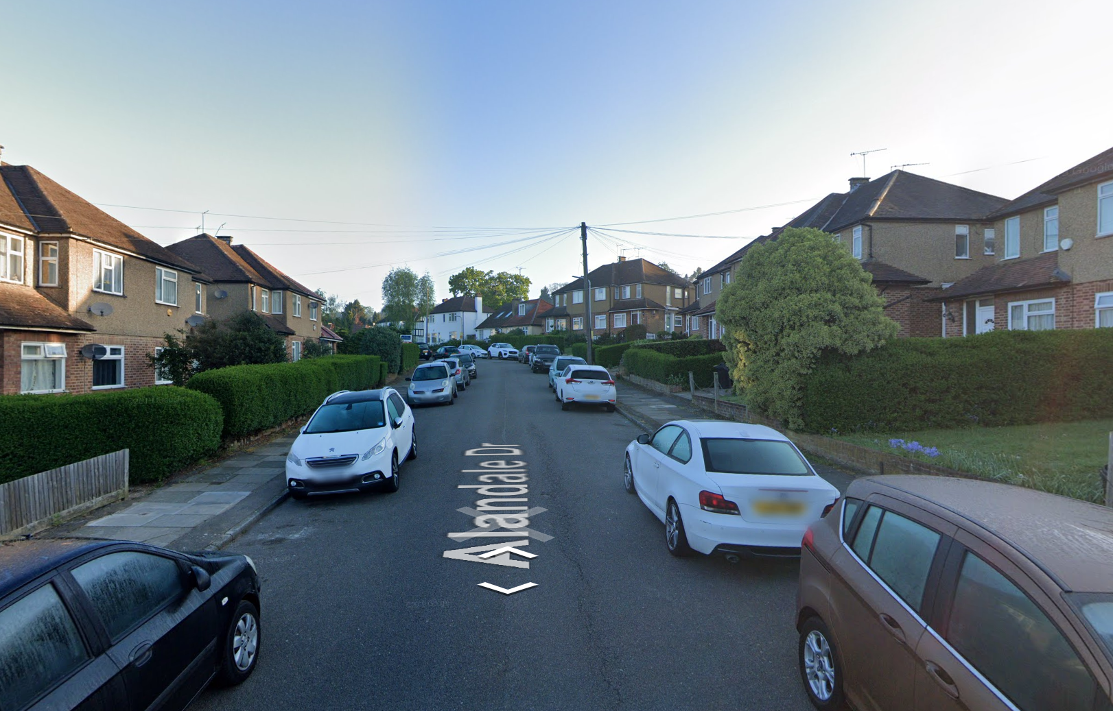3 Bed Bungalow To Rent In Alandale Drive Pinner Greater London Ha5