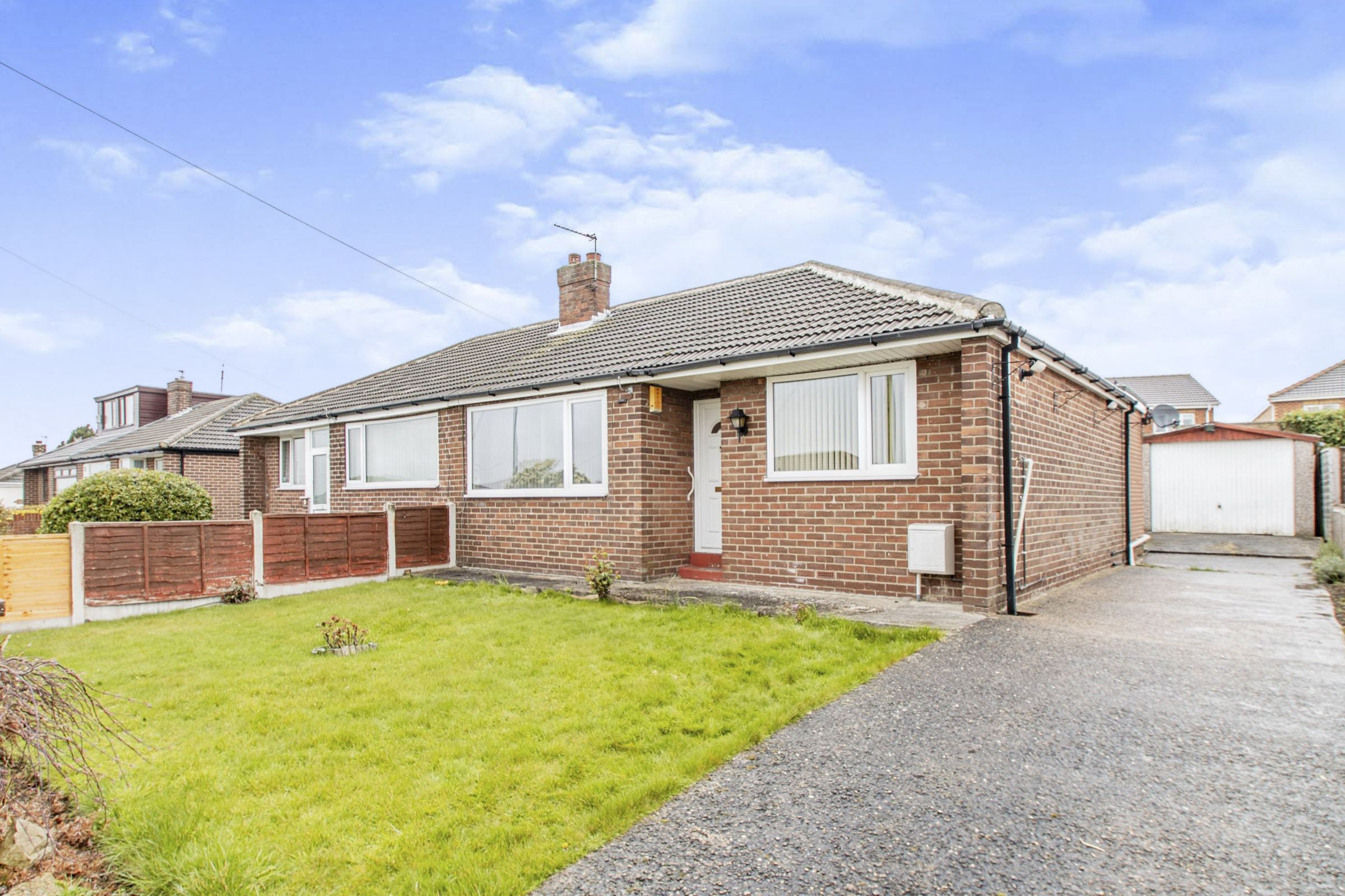2 bed bungalow for sale in Haigh Moor View, Tingley, Wakefield, West ...