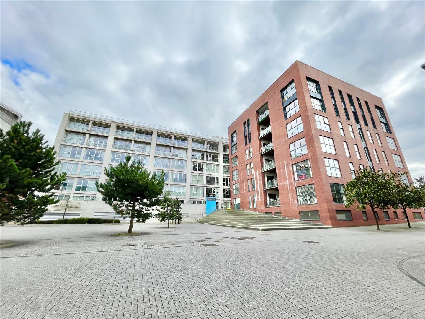2 bed flat to rent in Airpoint, Skypark Road, Bedminster BS3 - Zoopla