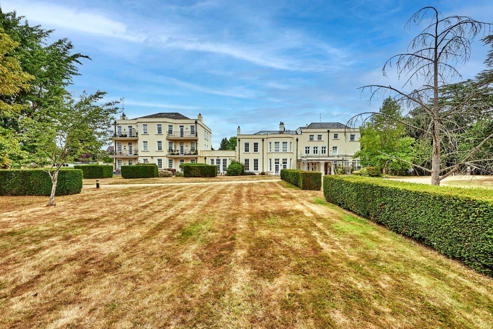 2 bed flat to rent in Highfield Hall, Highfield Lane, Tyttenhanger, St ...