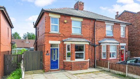 Bolton Road, Ashton-In-Makerfield WN4, 3 bed semi-detached house for sale, £170,000 - Zoopla