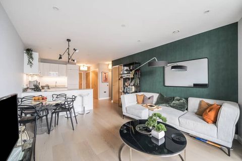 Oculus House, Barking, London IG11, 2 bed flat for sale, £92,500 - Zoopla