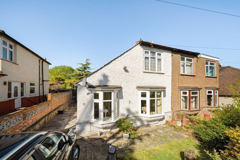 Raeburn Avenue, Dartford, Kent DA1, 3 bed semi-detached house for sale, £450,000 - Zoopla