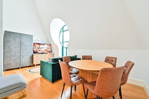 2 bed flat for sale in Forum Magnum Square, South Bank, London SE1, £ ...
