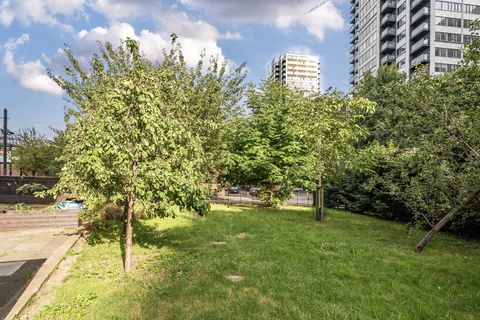 New Kent Road, Southwark, London SE1, 3 bed flat to rent, £3,600 pcm ...