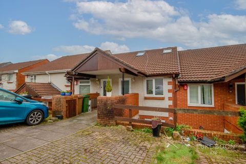 4 bed terraced house for sale in Coombe Way, Kings Tamerton PL5, £ ...