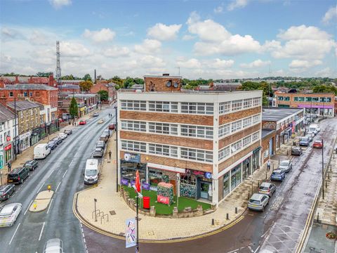 Trend House, Northgate, Wakefield, - Two Bedroom WF1, 2 bed flat to ...