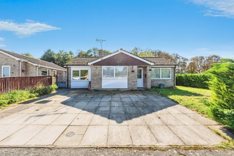 Wingfield Road, Lakenheath, Brandon IP27, 3 bed detached bungalow for ...