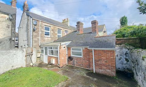3 bed end terrace house for sale in Cross Street, Camborne TR14, £ ...
