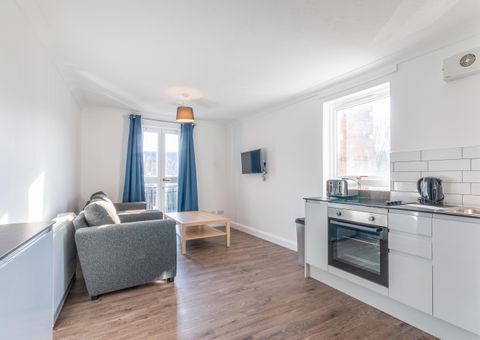 Morrison Circus, Edinburgh EH3, 3 bed flat to rent, £2,250 pcm - Zoopla