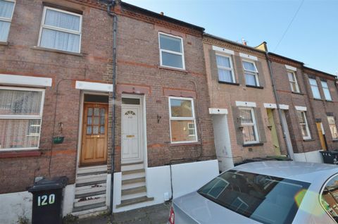 Cowper Street, Luton LU1, 2 bed terraced house for sale, £230,000 - Zoopla