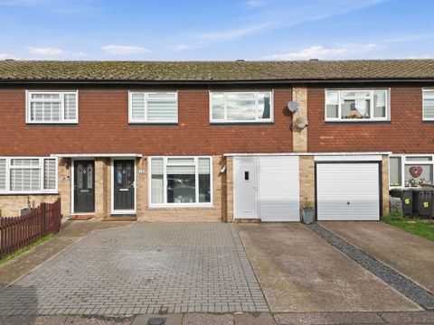 Greenfield Street, Waltham Abbey EN9, 4 bed terraced house for sale, £ ...