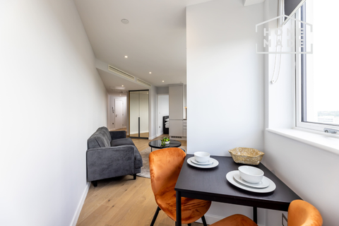 Wem Tower, Wembley HA9, 1 bed flat to rent, £1,750 pcm - Zoopla