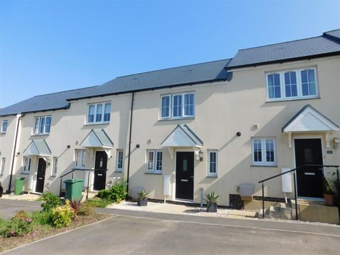 Rounders Rise, Hayle TR27, 2 bed terraced house to rent, £1,200 pcm ...