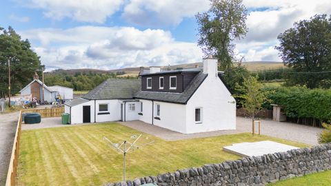 Cottage, Inverness IV13, 4 bed detached house for sale, £320,000 - Zoopla