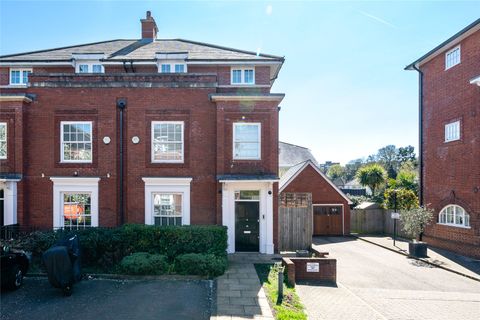 Arcadian Place, Southfields, London SW18, 5 bed semi-detached house for ...
