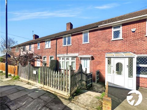 3 bed terraced house to rent in Castleton Road, London SE9, £2,000 pcm ...
