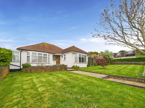 Coombe Rise, Findon Valley, Worthing BN14, 3 bed bungalow for sale, £ ...