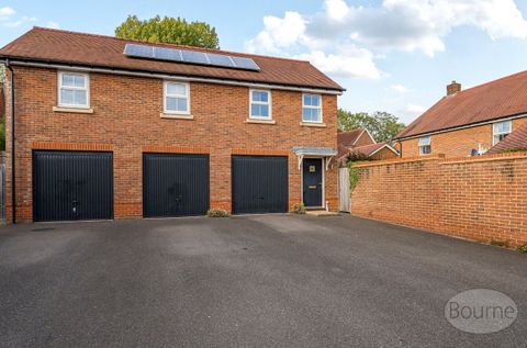 Whittington Road, Petersfield, Hampshire GU31, 2 bed detached house for ...