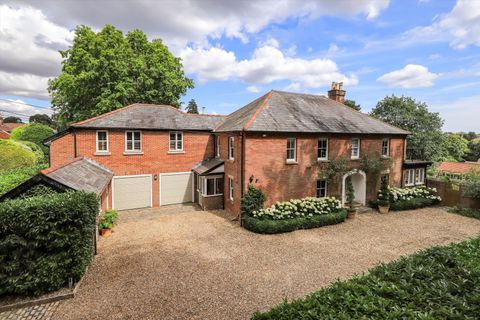 The Crescent, Romsey, Hampshire SO51, 5 bed detached house for sale, £ ...