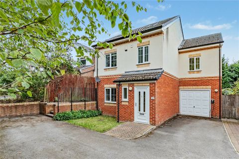 Hall Lane, Horsforth, Leeds LS18, 4 bed detached house for sale, £ ...