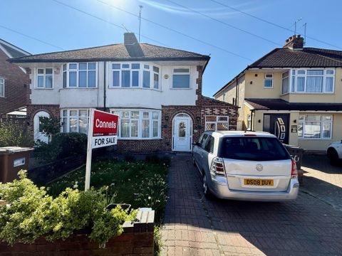 3 bed semi-detached house to rent in Austin Road, Luton LU3, £1,650 pcm ...