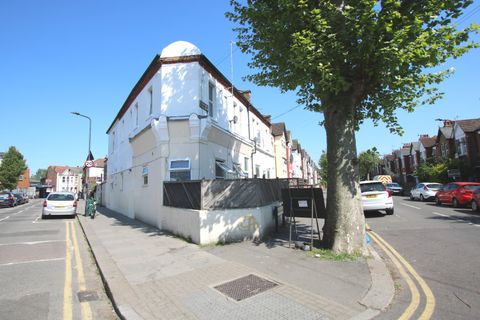Chapter Road, Willesden NW2, 2 bed maisonette for sale, £399,950 - Zoopla