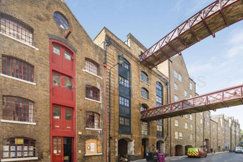 1 bed flat for sale in St Thomas Wharf, Wapping High Street, London E1W ...