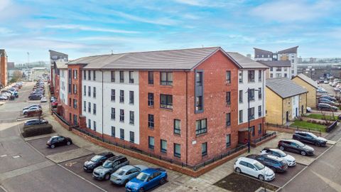 2 bed flat for sale in Inchgarvie Loan, Oatlands, Glasgow G5, £175,000 ...
