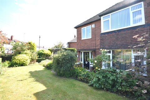 Manston Drive, Leeds, West Yorkshire LS15, 3 bed semi-detached house ...