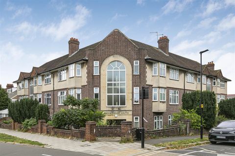 Boston Manor Road, Brentford TW8, 1 bed flat to rent, £1,350 pcm - Zoopla