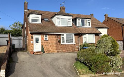 Cranfield Crescent, Cuffley EN6, 3 bed semi-detached house for sale, £ ...