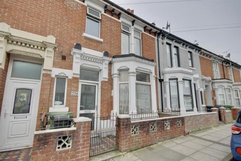 3 bed terraced house for sale in Powerscourt Road, Portsmouth PO2, £ ...