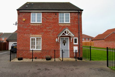 3 bed detached house for sale in Felix Close, Cardea, Peterborough PE2 ...