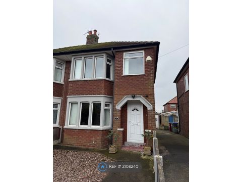 3 bed semi-detached house to rent in Warren Drive, Thornton-Cleveleys ...