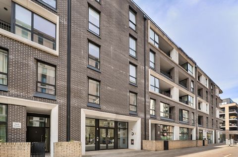 Honour Lea Avenue, London E20, 2 bed flat for sale, £550,000 - Zoopla