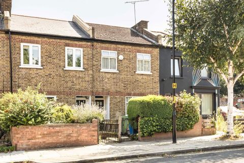 2 bed terraced house for sale in Gordon Road, London SE15, £650,000 ...