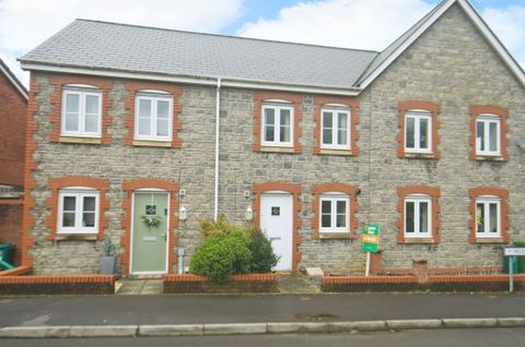 Heol Gruffydd, Pontypridd CF37, 2 bed terraced house for sale, £190,000 ...