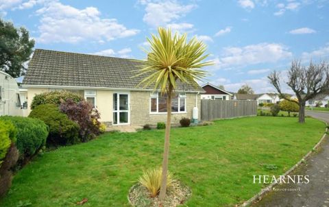 3 bed detached bungalow for sale in Hounds Way, Colehill BH21, £450,000 ...