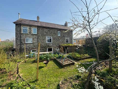 Gwyddgrug, Pencader SA39, 3 bed detached house for sale, £275,000 - Zoopla